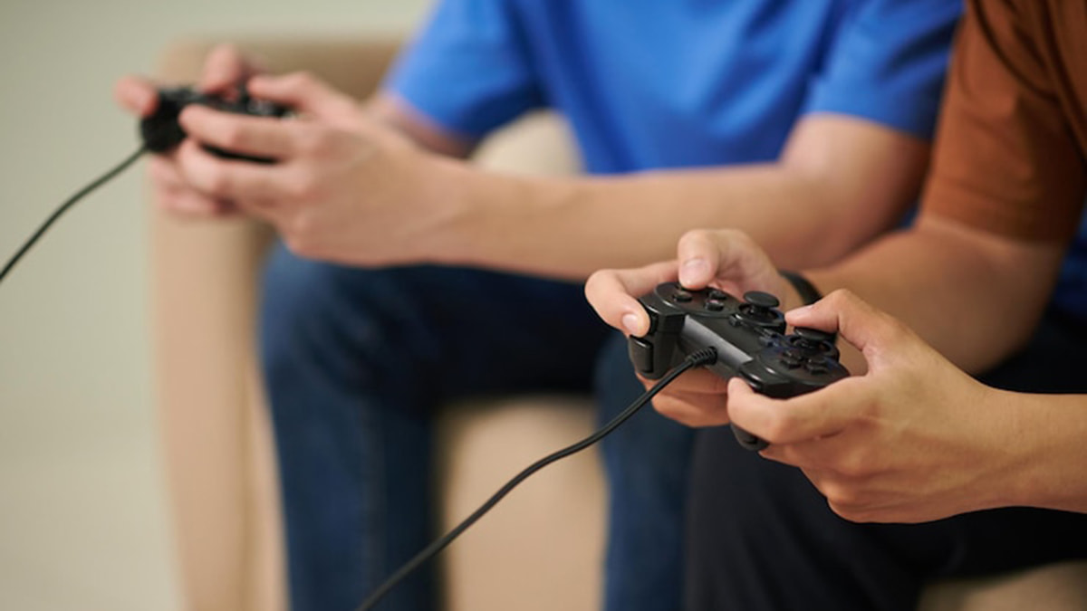 Top 10 Multiplayer Browser Games to Play with Friends - FRVR